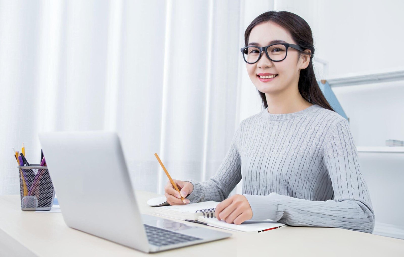 Graphic Designing – Global Experts LLC